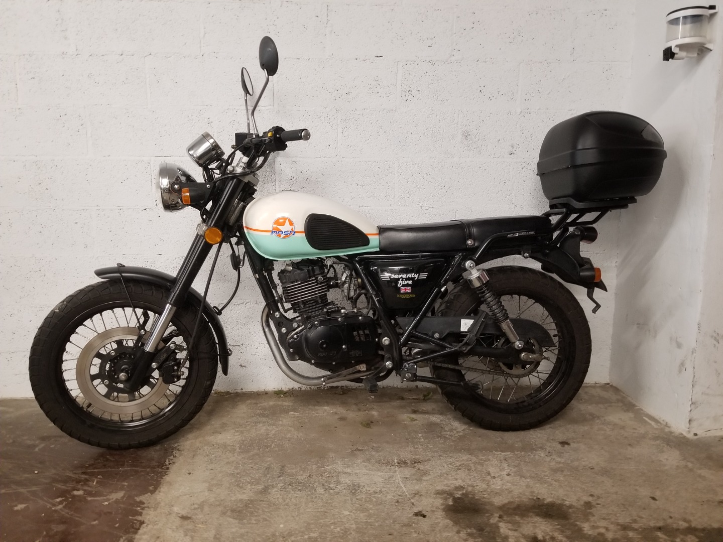 Moto depot : Motos d’occasion collection mash, SEVENTY FIVE 125 MASH GULF